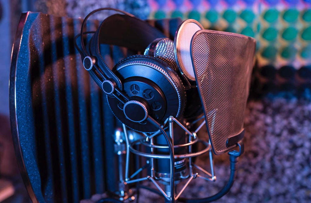 Guide On How To Remove Background Noise From Audio Audext